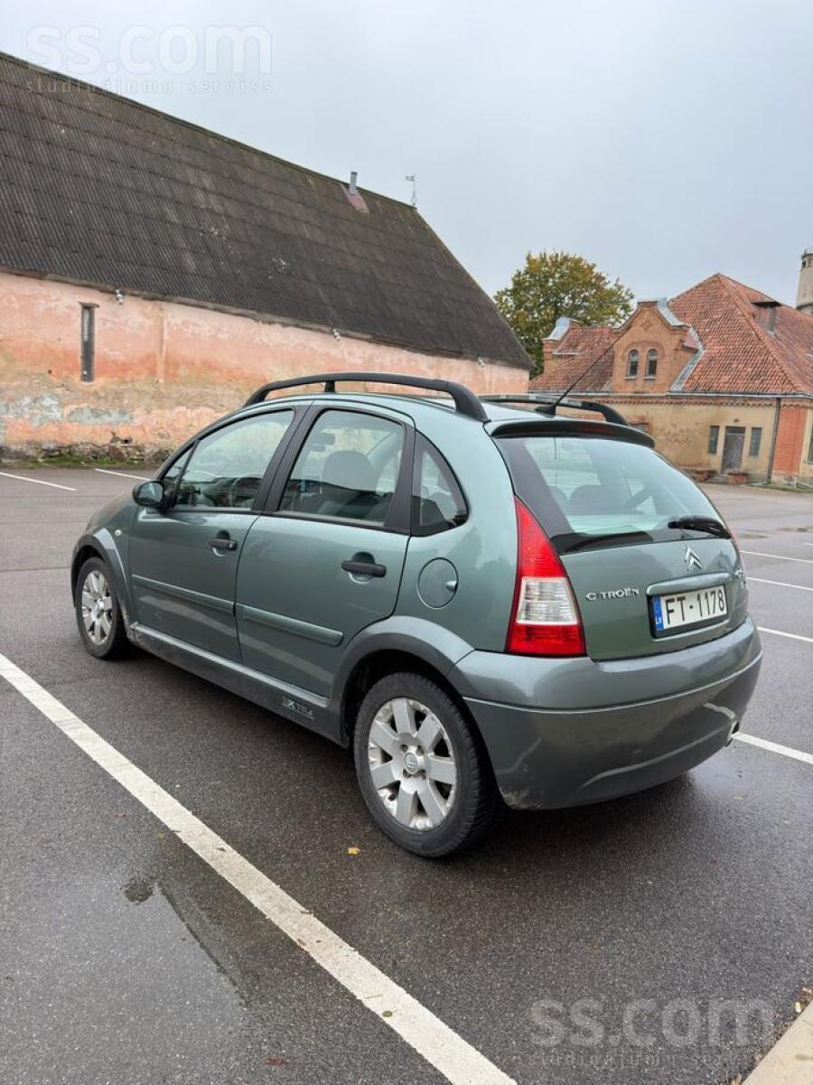 Citroen C3 2006 in Bauska, with an engine capacity of 1.60 L and mileage of 213 thousand km for 1300 €, photo 3 on AUTOMOTO.COM.LV