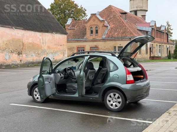 Citroen C3 2006 in Bauska, with an engine capacity of 1.60 L and mileage of 213 thousand km for 1300 €, photo 4 on AUTOMOTO.COM.LV