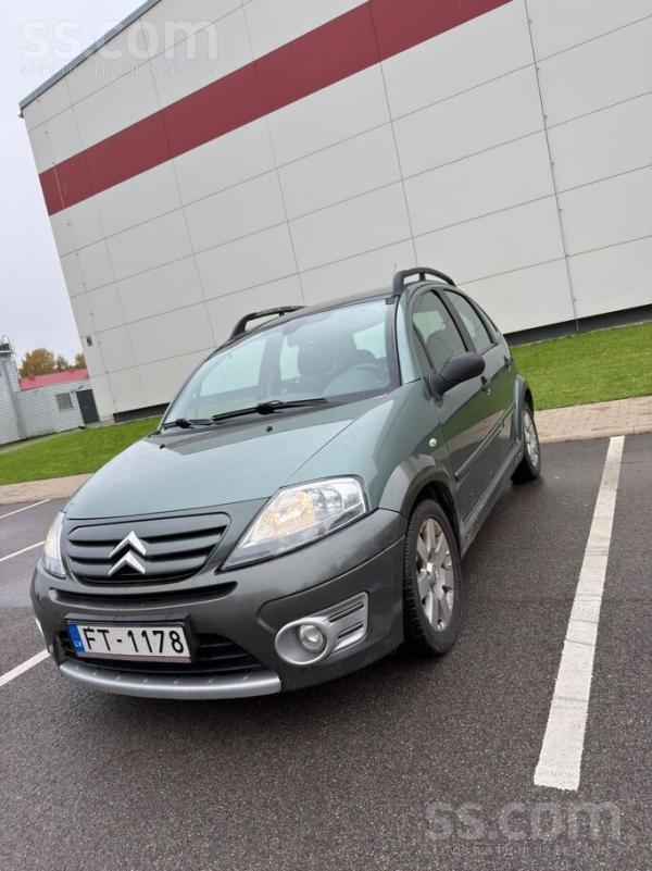 Citroen C3 2006 in Bauska, with an engine capacity of 1.60 L and mileage of 213 thousand km for 1300 €, photo 5 on AUTOMOTO.COM.LV