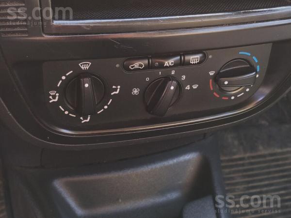 Citroen C3 2008 Krāslava, ar dzinēja tilpumu 1.40 L un nobraukumu 324 tūkst. km par 1150 €, foto 10 vietnē AUTOMOTO.COM.LV