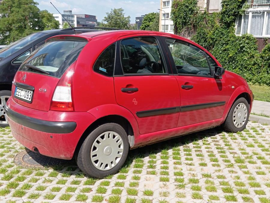 Citroen C3 2008 in Vilnius, with an engine capacity of 1.10 L and mileage of 120 thousand km for 420 €, photo 5 on AUTOMOTO.COM.LV