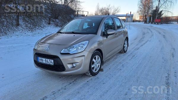 Citroen C3 2010 in Valmiera, with an engine capacity of 1.60 L and mileage of 225 thousand km for 2700 €, photo 1 on AUTOMOTO.COM.LV