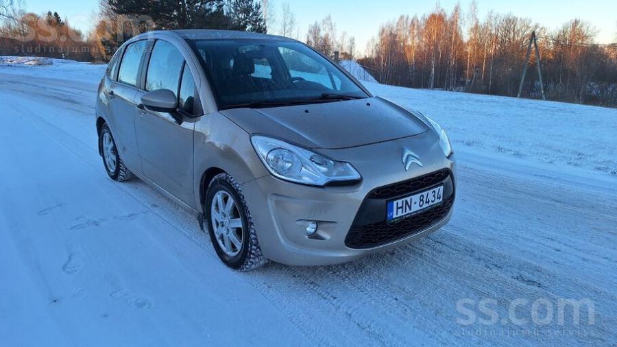 Citroen C3 2010 in Valmiera, with an engine capacity of 1.60 L and mileage of 225 thousand km for 2700 €, photo 2 on AUTOMOTO.COM.LV