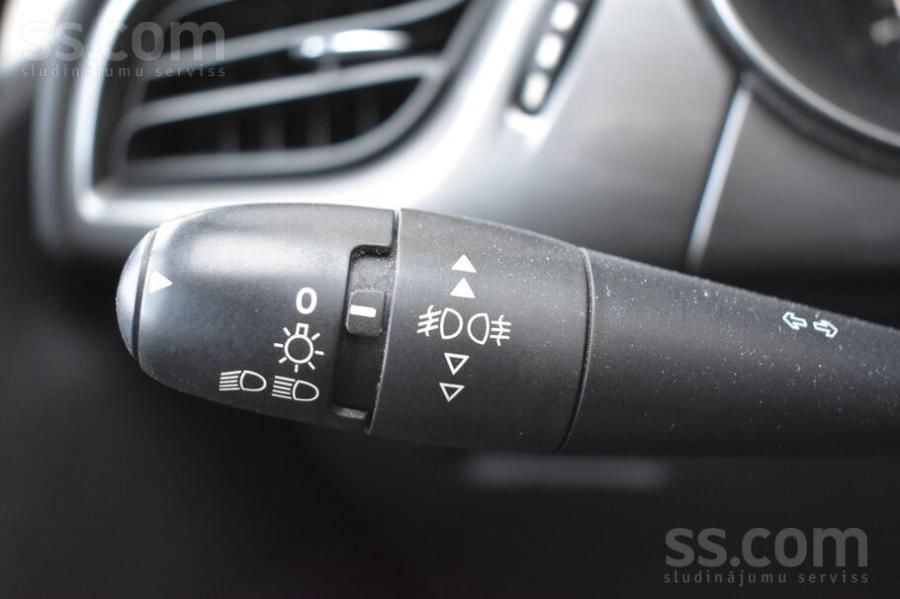 Citroen C3 2010 Talsi, ar dzinēja tilpumu 1.60 L un nobraukumu 155 tūkst. km par 4400 €, foto 12 vietnē AUTOMOTO.COM.LV