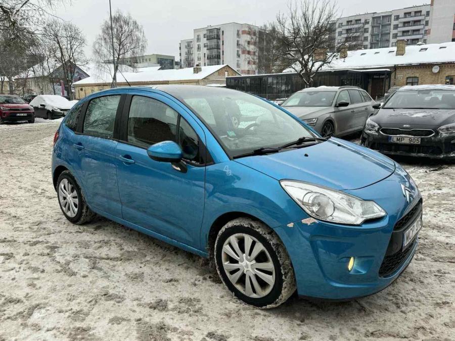 Citroen C3 2011 in Vilnius, with an engine capacity of 1.40 L and mileage of 287 thousand km for 1700 €, photo 3 on AUTOMOTO.COM.LV
