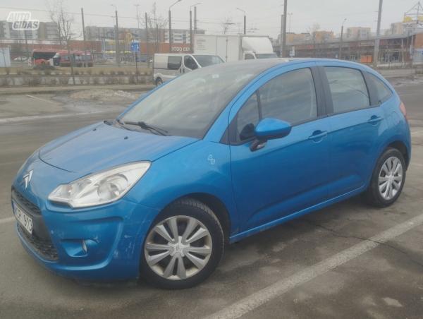 Citroen C3 2011 in Vilnius, with an engine capacity of 1.40 L and mileage of 287 thousand km for 1600 €, photo 1 on AUTOMOTO.COM.LV