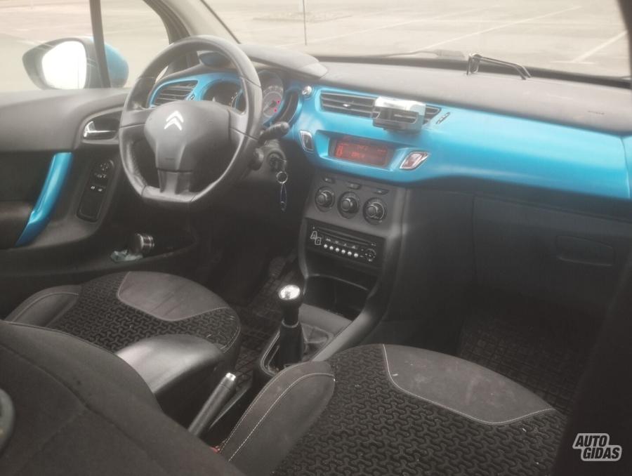 Citroen C3 2011 Viļņa, ar dzinēja tilpumu 1.40 L un nobraukumu 287 tūkst. km par 1600 €, foto 15 vietnē AUTOMOTO.COM.LV