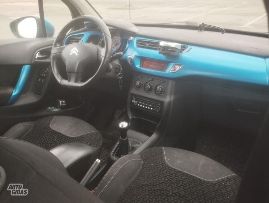 Citroen C3 2011 Viļņa, ar dzinēja tilpumu 1.40 L un nobraukumu 287 tūkst. km par 1500 €, foto 14 vietnē AUTOMOTO.COM.LV