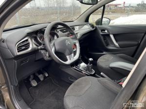Citroen C3 2012 in Taurage, with an engine capacity of 1.60 L and mileage of 332 thousand km for 2999 €, photo 9 on AUTOMOTO.COM.LV