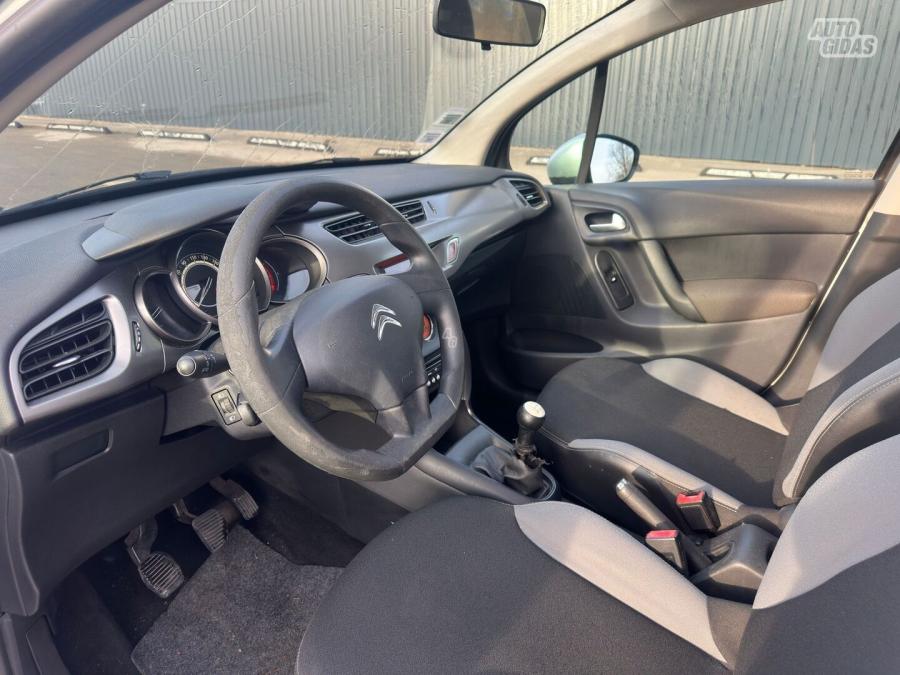 Citroen C3 2014 in Taurage, with an engine capacity of 1.40 L and mileage of 280 thousand km for 1450 €, photo 9 on AUTOMOTO.COM.LV