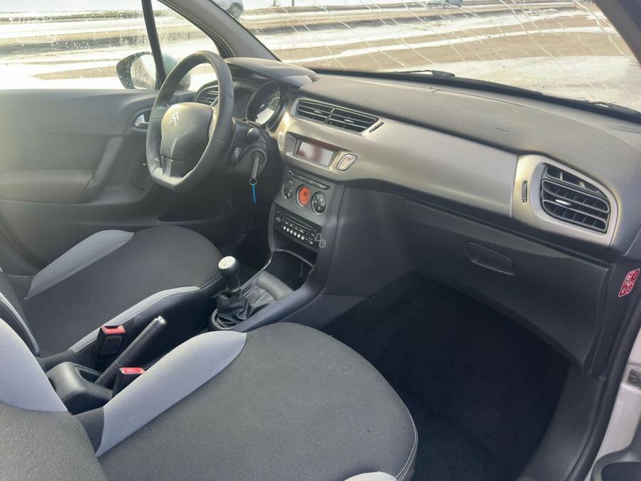Citroen C3 2014 in Taurage, with an engine capacity of 1.40 L and mileage of 280 thousand km for 1450 €, photo 11 on AUTOMOTO.COM.LV