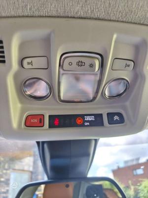 Oranžs Citroen C3 2017 Jonava, ar dzinēja tilpumu 1.20 L un nobraukumu 134 tūkst. km par 5500 €, foto 20 vietnē AUTOMOTO.COM.LV