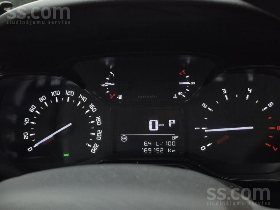 Oranžs Citroen C3 2018 Rīga, ar dzinēja tilpumu 1.20 L un nobraukumu 169 tūkst. km par 6000 €, foto 18 vietnē AUTOMOTO.COM.LV