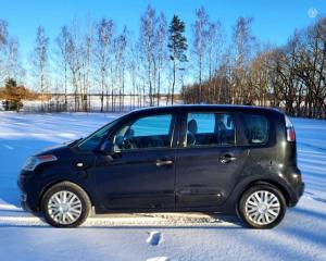 Melns Citroen c3-picasso 2010 Šauļi, ar dzinēja tilpumu 1.60 L un nobraukumu 300 tūkst. km par 2750 €, foto 4 vietnē AUTOMOTO.COM.LV