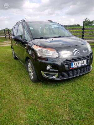 Black Citroen c3-picasso 2011 in Radviliskis, with an engine capacity of 1.60 L and mileage of 264 thousand km for 1600 €, photo  on AUTOMOTO.COM.LV