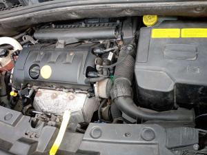 Black Citroen c3-picasso 2011 in Radviliskis, with an engine capacity of 1.60 L and mileage of 264 thousand km for 1600 €, photo 8 on AUTOMOTO.COM.LV