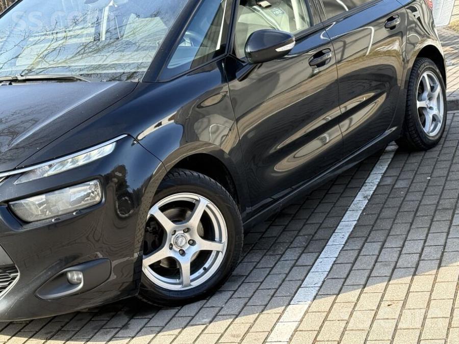 Melns Citroen c3-picasso 2014 Jūrmala, ar dzinēja tilpumu 1.60 L un nobraukumu 0 tūkst. km par 4950 €, foto 3 vietnē AUTOMOTO.COM.LV