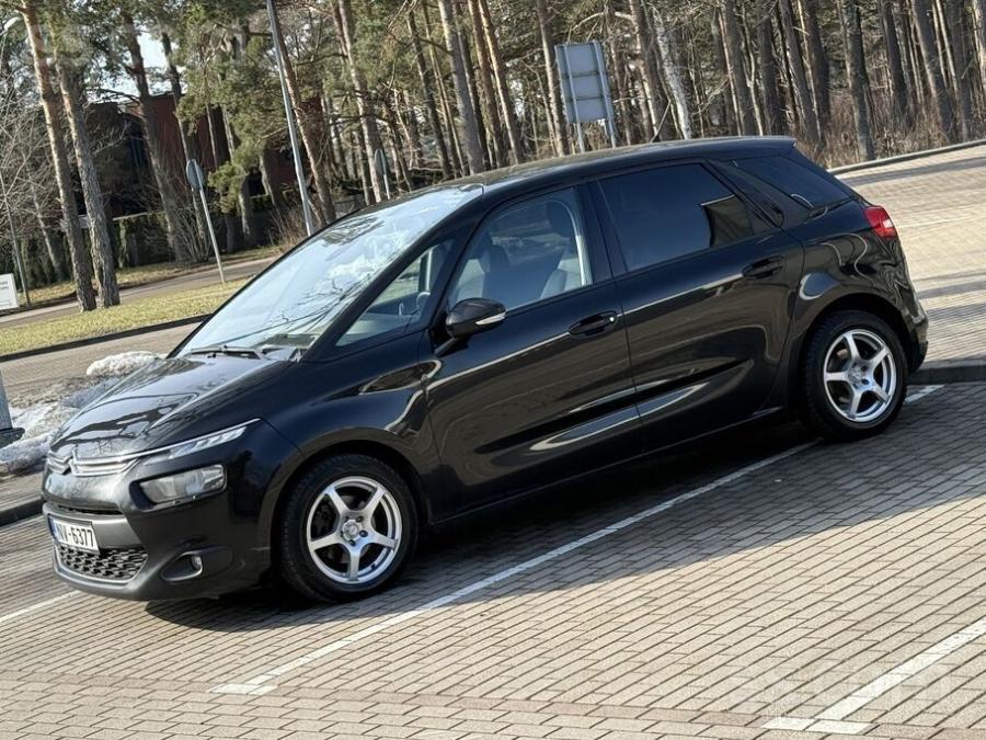 Melns Citroen c3-picasso 2014 Jūrmala, ar dzinēja tilpumu 1.60 L un nobraukumu 0 tūkst. km par 4950 €, foto 8 vietnē AUTOMOTO.COM.LV
