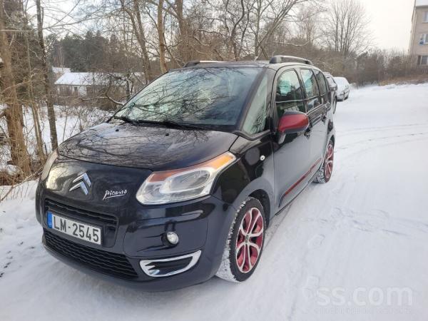 Black Citroen c3-picasso 2010 in Riga, with an engine capacity of 1.60 L and mileage of 240 thousand km for 3000 €, photo 10 on AUTOMOTO.COM.LV