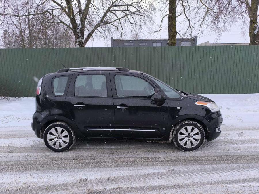 Melns Citroen c3-picasso 2010 Marijampole, ar dzinēja tilpumu 1.56 L un nobraukumu 221 tūkst. km par 2250 €, foto 6 vietnē AUTOMOTO.COM.LV