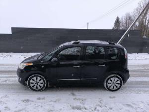 Black Citroen c3-picasso 2010 in Marijampole, with an engine capacity of 1.56 L and mileage of 221 thousand km for 1950 €, photo 2 on AUTOMOTO.COM.LV