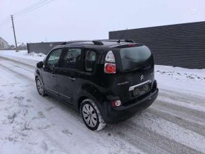 Black Citroen c3-picasso 2010 in Marijampole, with an engine capacity of 1.56 L and mileage of 221 thousand km for 1950 €, photo 4 on AUTOMOTO.COM.LV