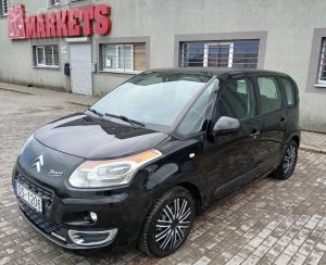 Melns Citroen c3-picasso 2010 Cēsis, ar dzinēja tilpumu 1.40 L un nobraukumu 159 tūkst. km par 3450 €, foto  vietnē AUTOMOTO.COM.LV