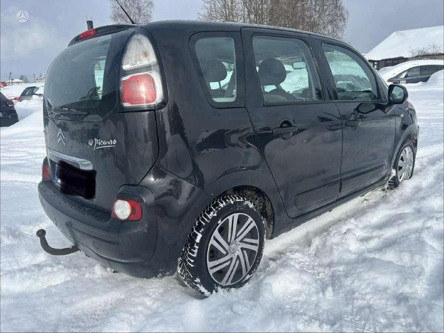Melns Citroen c3-picasso 2011 Tauragė, ar dzinēja tilpumu 1.60 L un nobraukumu 254 tūkst. km par 2300 €, foto 3 vietnē AUTOMOTO.COM.LV