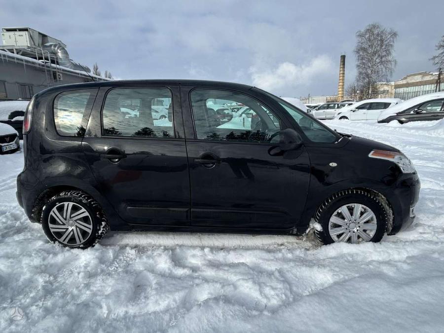 Melns Citroen c3-picasso 2011 Tauragė, ar dzinēja tilpumu 1.60 L un nobraukumu 254 tūkst. km par 2300 €, foto 8 vietnē AUTOMOTO.COM.LV
