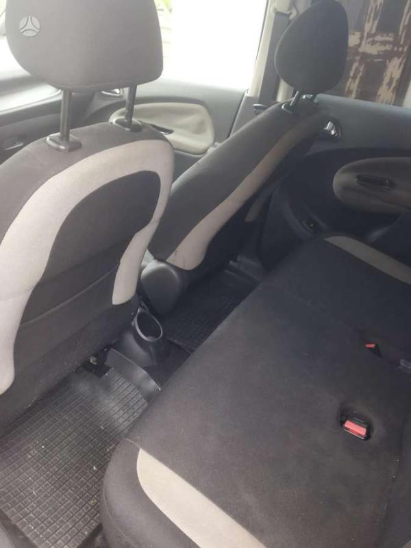 Melns Citroen c3-picasso 2011 Lazdijai, ar dzinēja tilpumu 1.56 L un nobraukumu 322 tūkst. km par 2200 €, foto 2 vietnē AUTOMOTO.COM.LV