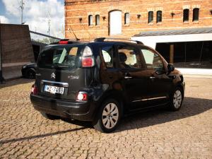 Melns Citroen c3-picasso 2011 Liepāja, ar dzinēja tilpumu 1.60 L un nobraukumu 225 tūkst. km par 2500 €, foto 6 vietnē AUTOMOTO.COM.LV