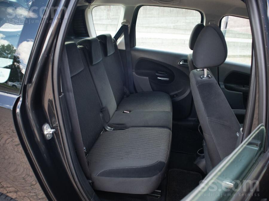 Melns Citroen c3-picasso 2011 Liepāja, ar dzinēja tilpumu 1.60 L un nobraukumu 225 tūkst. km par 2500 €, foto 11 vietnē AUTOMOTO.COM.LV