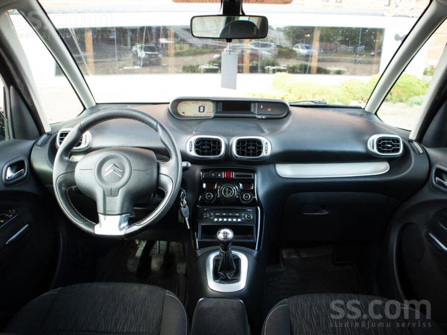 Melns Citroen c3-picasso 2011 Liepāja, ar dzinēja tilpumu 1.60 L un nobraukumu 225 tūkst. km par 2500 €, foto 14 vietnē AUTOMOTO.COM.LV
