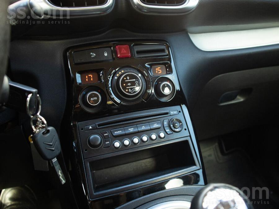 Melns Citroen c3-picasso 2011 Liepāja, ar dzinēja tilpumu 1.60 L un nobraukumu 225 tūkst. km par 2500 €, foto 19 vietnē AUTOMOTO.COM.LV