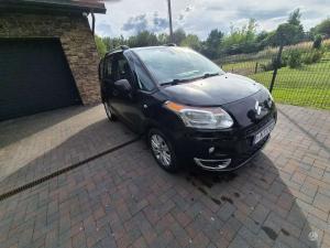 Black Citroen c3-picasso 2012 in Panevezys, with an engine capacity of 1.60 L and mileage of 249 thousand km for 2100 €, photo  on AUTOMOTO.COM.LV
