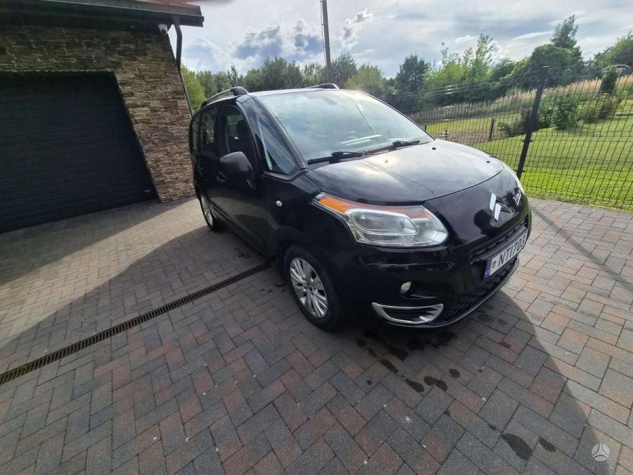 Melns Citroen c3-picasso 2012 Panevēža, ar dzinēja tilpumu 1.60 L un nobraukumu 249 tūkst. km par 2100 €, foto 1 vietnē AUTOMOTO.COM.LV