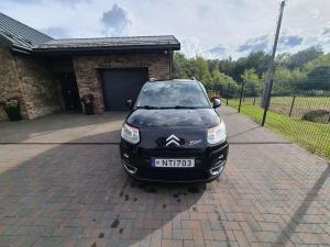 Melns Citroen c3-picasso 2012 Panevēža, ar dzinēja tilpumu 1.60 L un nobraukumu 249 tūkst. km par 2100 €, foto 3 vietnē AUTOMOTO.COM.LV