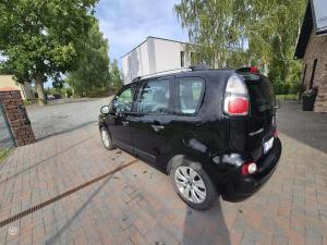 Melns Citroen c3-picasso 2012 Panevēža, ar dzinēja tilpumu 1.60 L un nobraukumu 249 tūkst. km par 2100 €, foto 5 vietnē AUTOMOTO.COM.LV