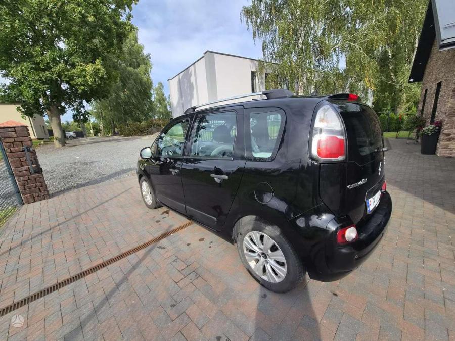 Melns Citroen c3-picasso 2012 Panevēža, ar dzinēja tilpumu 1.60 L un nobraukumu 249 tūkst. km par 2100 €, foto 5 vietnē AUTOMOTO.COM.LV
