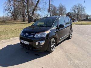 Melns Citroen c3-picasso 2013 Rīga, ar dzinēja tilpumu 1.60 L un nobraukumu 159 tūkst. km par 4500 €, foto  vietnē AUTOMOTO.COM.LV