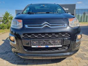 Black Citroen c3-picasso 2016 in Siauliai, with an engine capacity of 1.56 L and mileage of 194 thousand km for 4450 €, photo 5 on AUTOMOTO.COM.LV