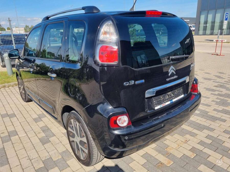 Black Citroen c3-picasso 2016 in Siauliai, with an engine capacity of 1.56 L and mileage of 194 thousand km for 4450 €, photo 12 on AUTOMOTO.COM.LV