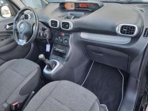 Black Citroen c3-picasso 2016 in Siauliai, with an engine capacity of 1.56 L and mileage of 194 thousand km for 4450 €, photo 24 on AUTOMOTO.COM.LV