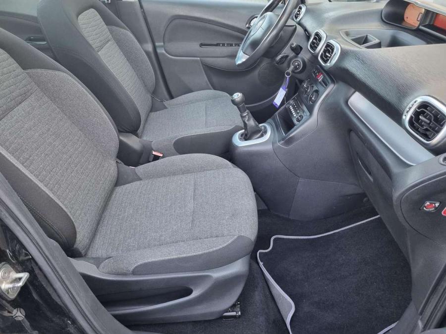 Black Citroen c3-picasso 2016 in Siauliai, with an engine capacity of 1.56 L and mileage of 194 thousand km for 4450 €, photo 25 on AUTOMOTO.COM.LV
