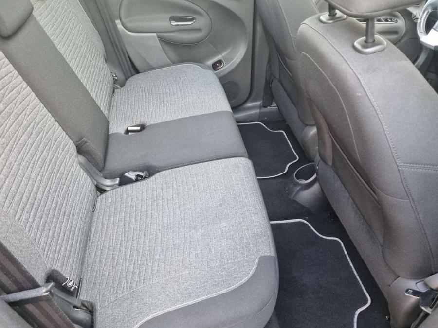 Black Citroen c3-picasso 2016 in Siauliai, with an engine capacity of 1.56 L and mileage of 194 thousand km for 4450 €, photo 27 on AUTOMOTO.COM.LV