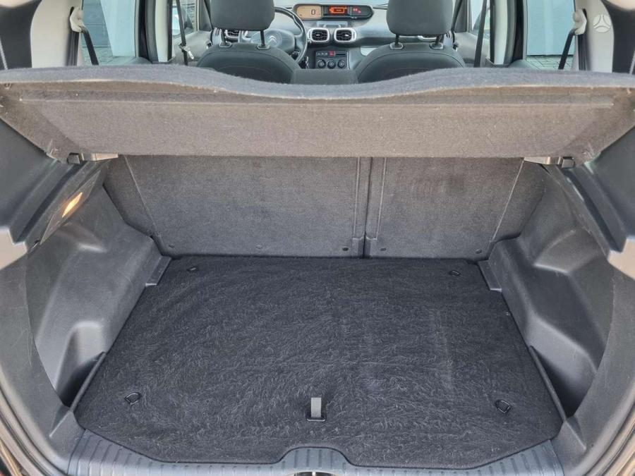 Black Citroen c3-picasso 2016 in Siauliai, with an engine capacity of 1.56 L and mileage of 194 thousand km for 4450 €, photo 28 on AUTOMOTO.COM.LV