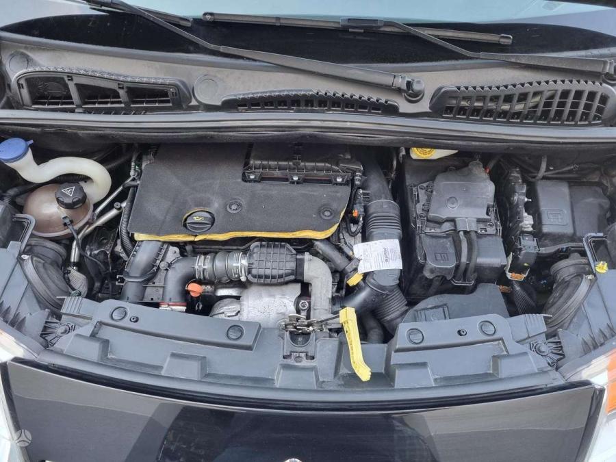 Black Citroen c3-picasso 2016 in Siauliai, with an engine capacity of 1.56 L and mileage of 194 thousand km for 4450 €, photo 30 on AUTOMOTO.COM.LV