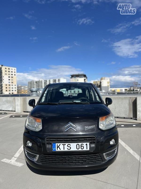 Melns Citroen c3-picasso 2009 Viļņa, ar dzinēja tilpumu 1.60 L un nobraukumu 330 tūkst. km par 1850 €, foto 1 vietnē AUTOMOTO.COM.LV