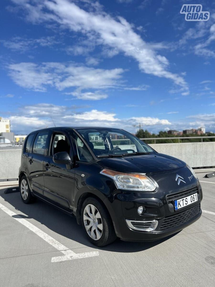 Melns Citroen c3-picasso 2009 Viļņa, ar dzinēja tilpumu 1.60 L un nobraukumu 330 tūkst. km par 1850 €, foto 3 vietnē AUTOMOTO.COM.LV
