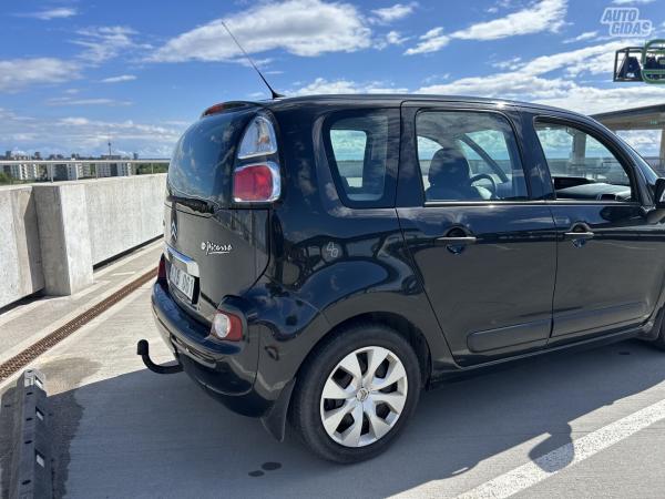 Melns Citroen c3-picasso 2009 Viļņa, ar dzinēja tilpumu 1.60 L un nobraukumu 330 tūkst. km par 1850 €, foto 4 vietnē AUTOMOTO.COM.LV